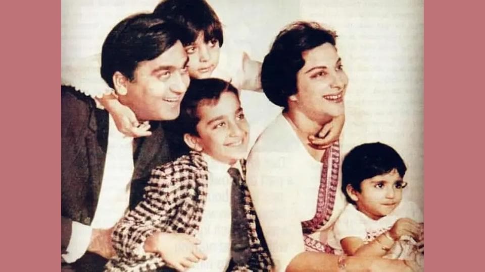 Sunil Dutt’s 91st birth anniversary: See his memorable family photos ...
