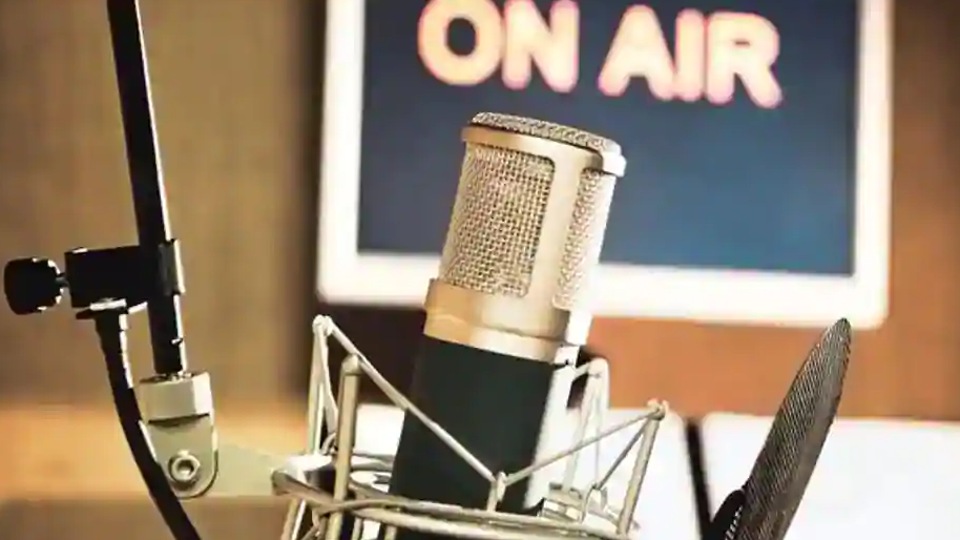 Private FM radio operators ask Centre for help, point to how Canada has ...