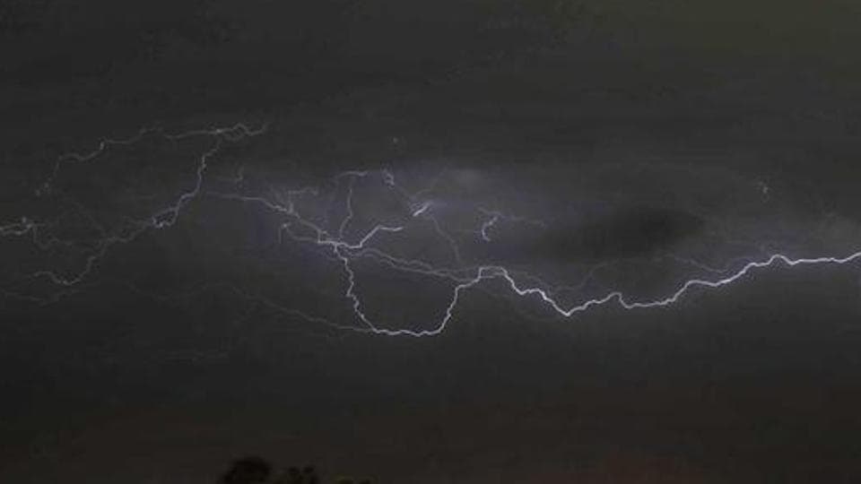 20 people, 46 animals injured in UP’s lightning strike | Hindustan Times