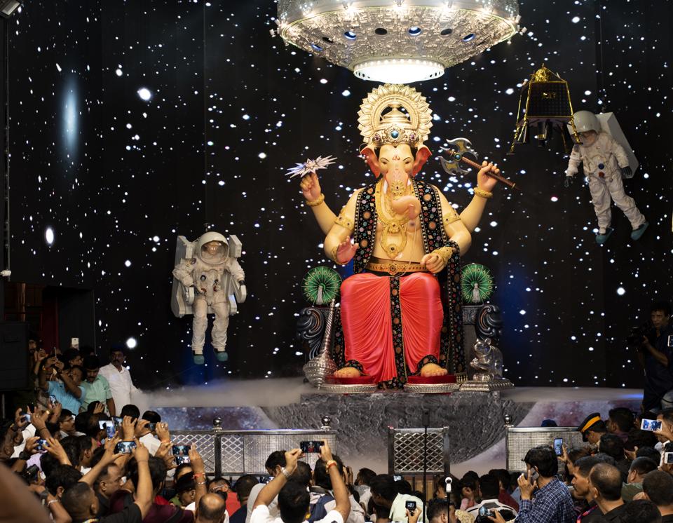Bhakts to miss Bappa this year - Hindustan Times