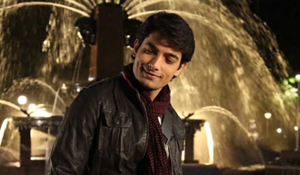 Sharad Malhotra says he went into a shell for 4 years when his films ... Sharad Malhotra says he went into a shell for 4 years when his films ...