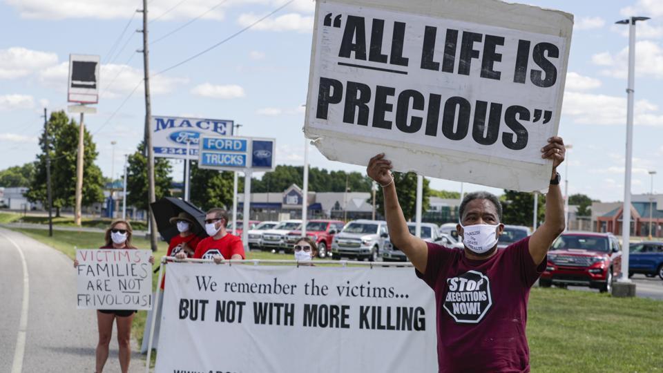 US carries out the first federal execution in nearly 2 decades amid ...