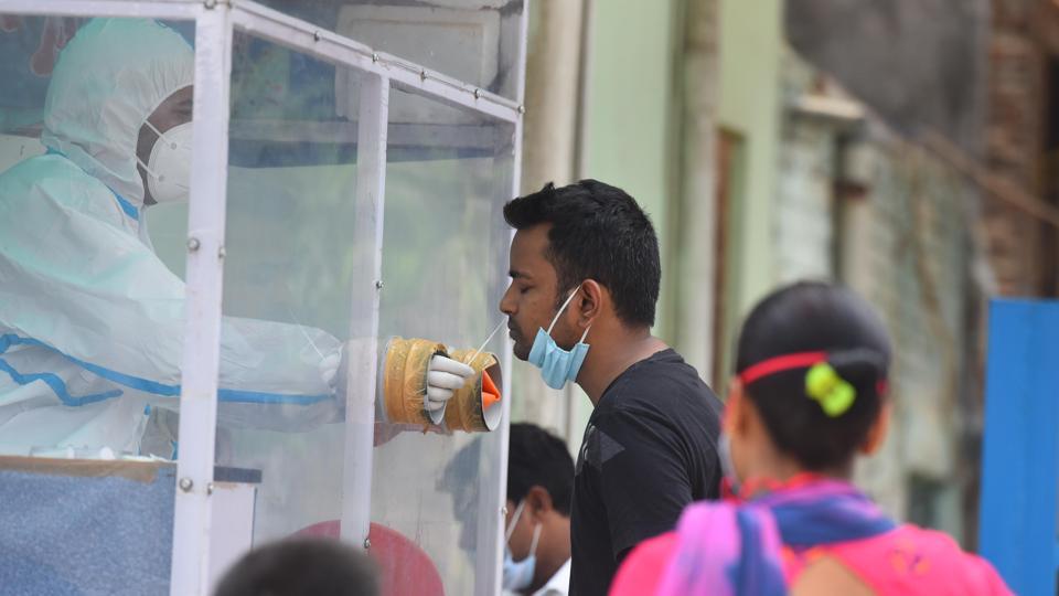 Red zone count in Delhi drops by 200+ after govt redraws boundaries ...