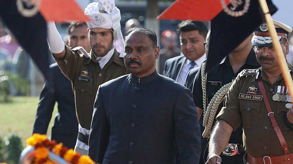 Kashmir Lt Governor GC Murmu quits amid buzz that he could be next CAG ...