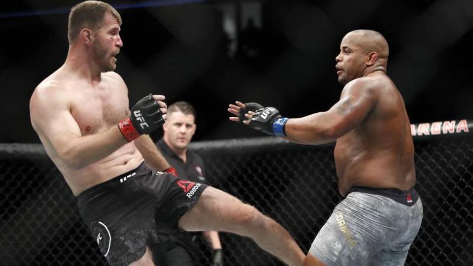 UFC 252: Stipe Miocic retains heavyweight crown with decision over ...