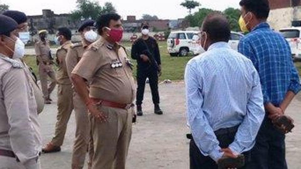 Using cloned cheques, gang swindles ₹40 lakh from UP govt; 1 arrested ...
