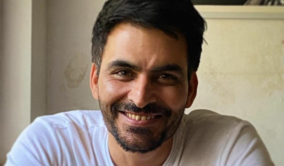 Manav all set to debut as a novelist | Latest News India