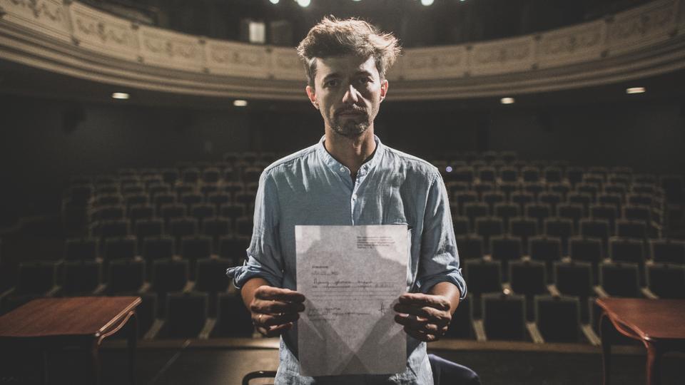 Photos: Belarusian protesters hold tokens of resistance, describe fear ...