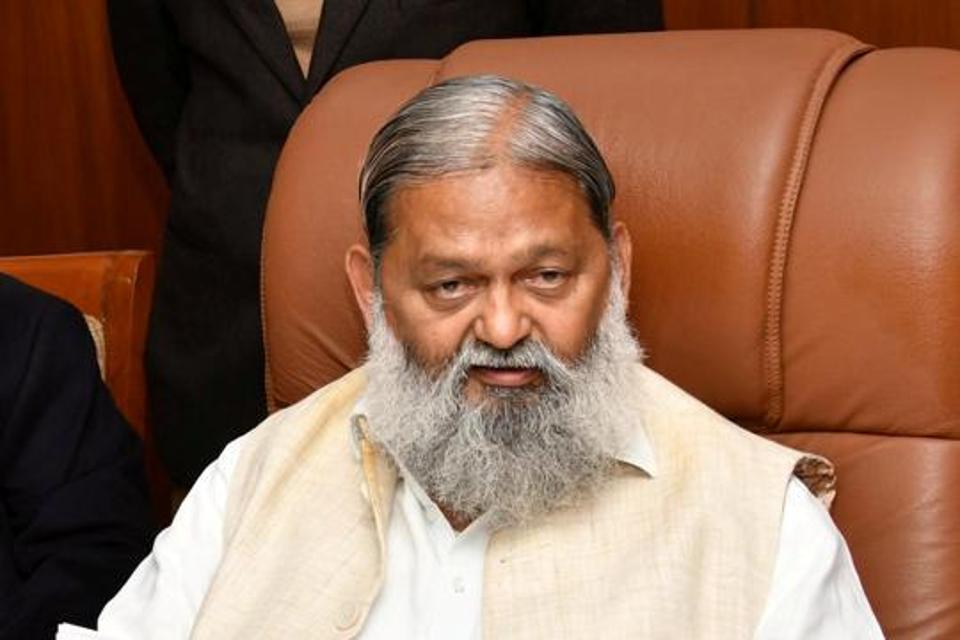 Vij appeals to farmers to not block Highways, takes a dig at Badals ...