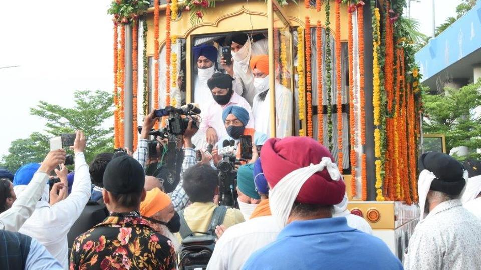 Rebuilding faith for displaced Sikh and Hindu Afghan families | Latest ...