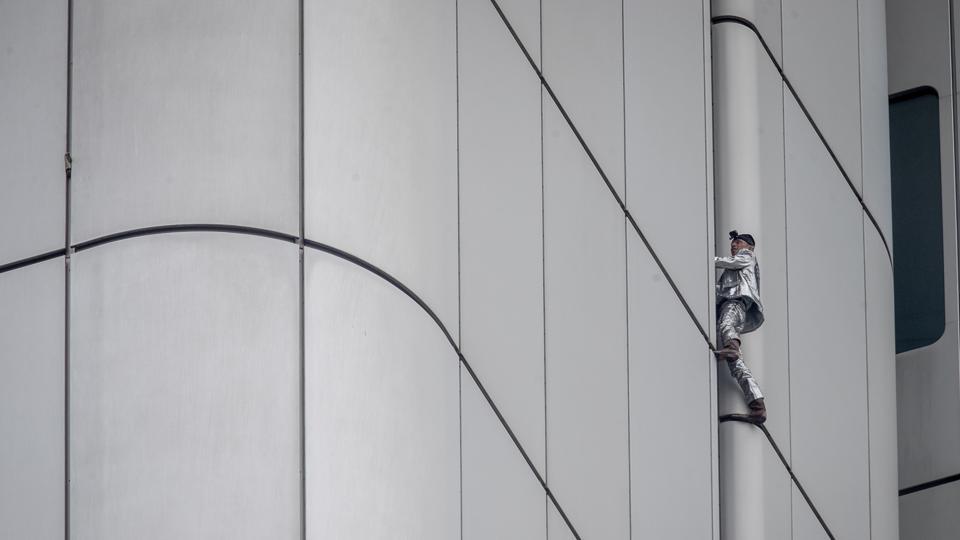 French ‘Spider-Man’ climbs 545-foot-high building, act lands him in ...