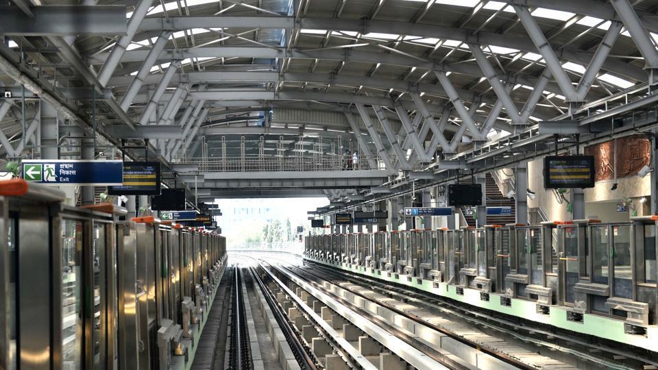 Kolkata Metro introduces extra trains from today | Kolkata