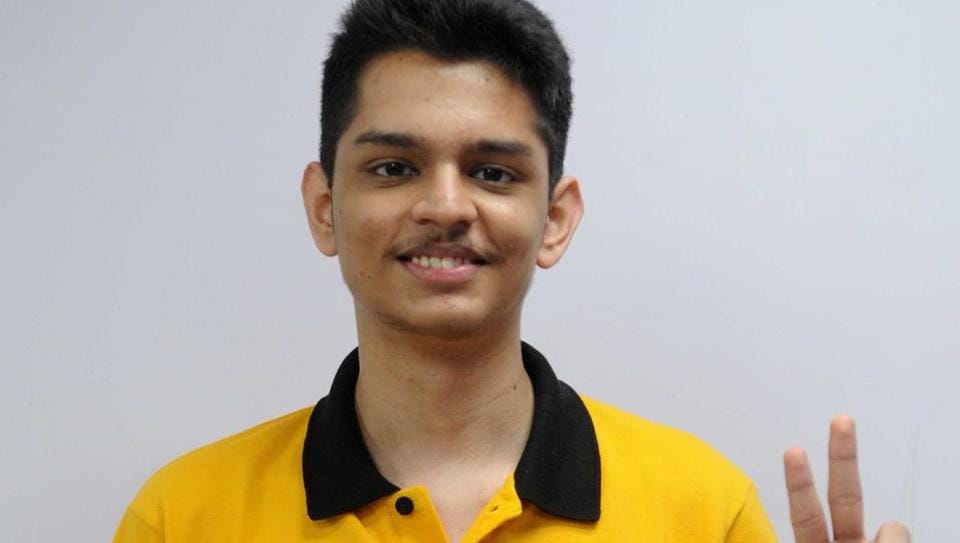 JEE Advanced: Dhvanit Beniwal is Chandigarh tricity topper with AIR 10 ...