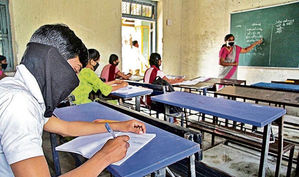 Pune ZP to take responsibility for students’ safety - Hindustan Times