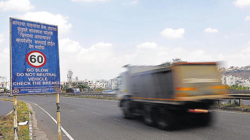 Navale bridge accident: Drivers use neutral gear, or cut engine on ...