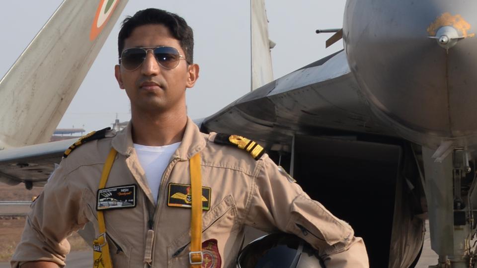 Fighter pilot killed in MIG-29K crash laid to rest with full military ...