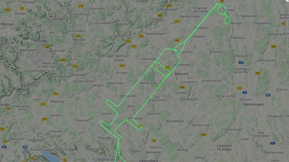 German pilot makes point with syringe-shaped route in the sky | World News