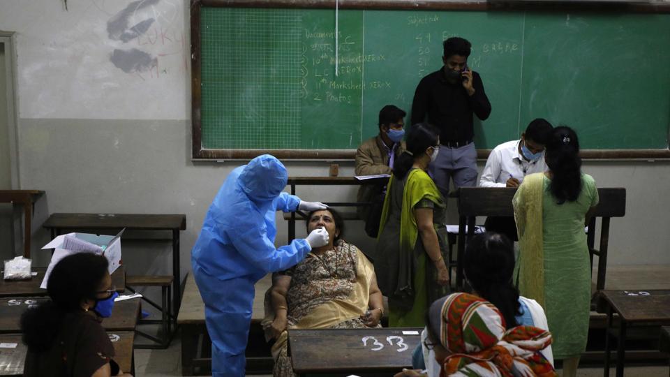 Five steps to follow if you test positive for Covid-19 | Hindustan Times