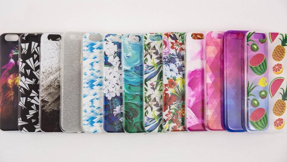 Dump expensive mobile covers from the market and create these DIY ones ...