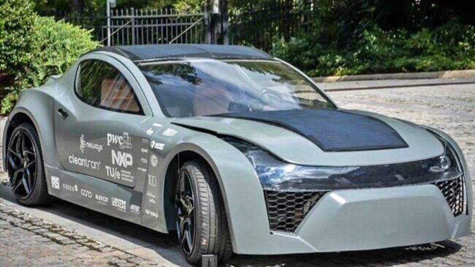 ZEM Electric car: மாசு காற்றை சுத்தம் செய்யும் எலக்ட்ரிக் கார்!