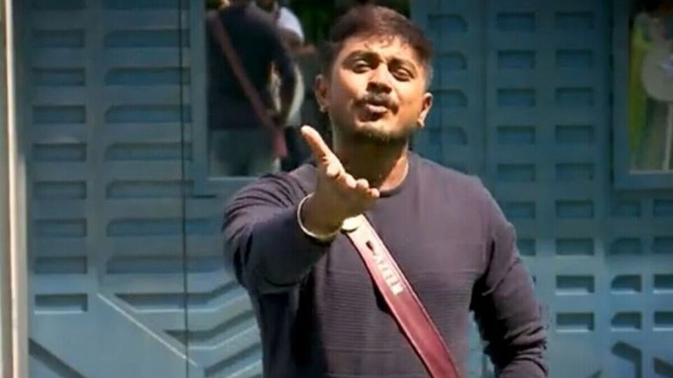 Bigg boss 6 Tamil Promo: போ டி… ஆயிஷாவை தரக்குறைவாக பேசிய அசீம்