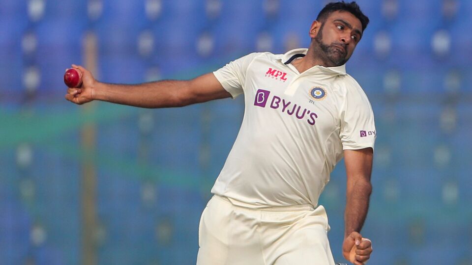 Ind vs Aus: ஆஸி.க்கு எதிரான டெஸ்ட் தொடரில் அஸ்வின் நிகழ்த்த இருக்கும் சாதனைகள்!