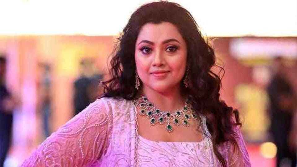 Meena 40: ரசிகர்களின் கொண்டாட்டத்தில் மீனா 40 - களைகட்டிய நிகழ்ச்சி!