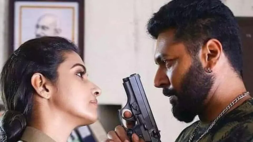 Agilan: தோல்வியால் ஒரே மாதத்தில் ஓடிடிக்கு வந்த அகிலன்