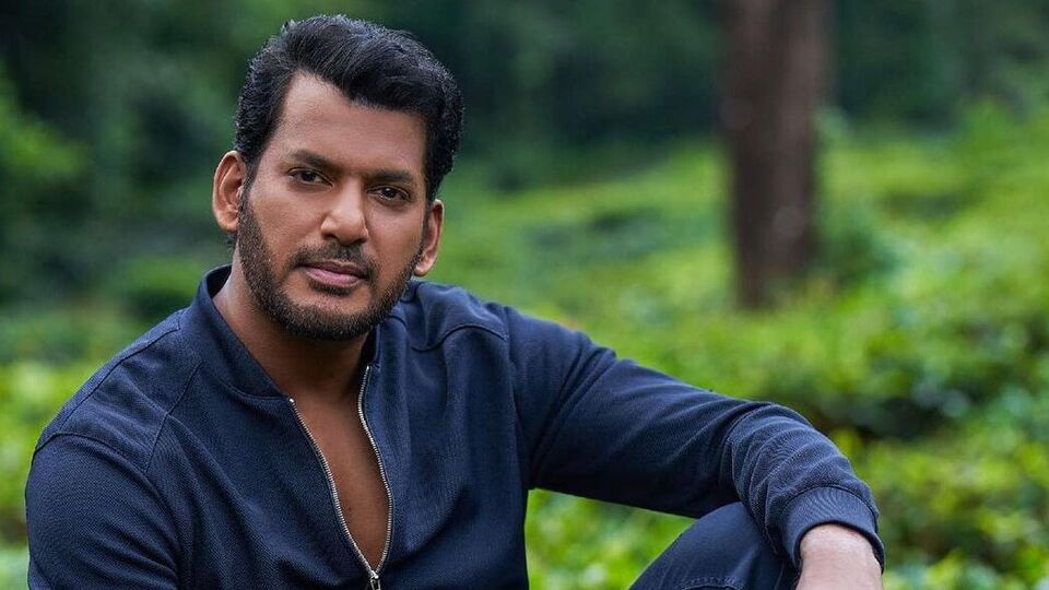 Vishal : சுந்தர்.சி இயக்கும் சங்கமித்ரா படத்தில் இருந்து விஷால் விலகல்!