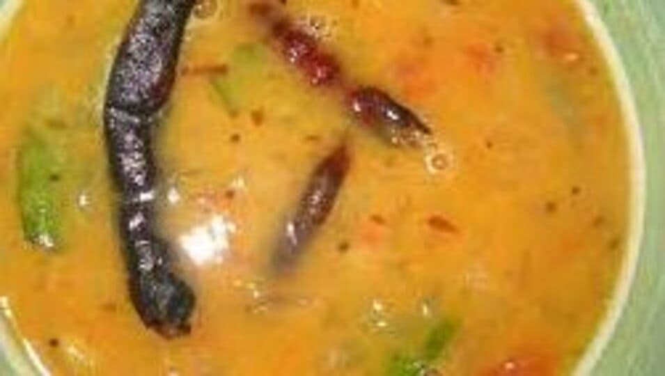 Unique Recipe: இட்லிக்கு பொருத்தமான புளி மிளகாய் சாம்பார் செய்வது எப்படி?