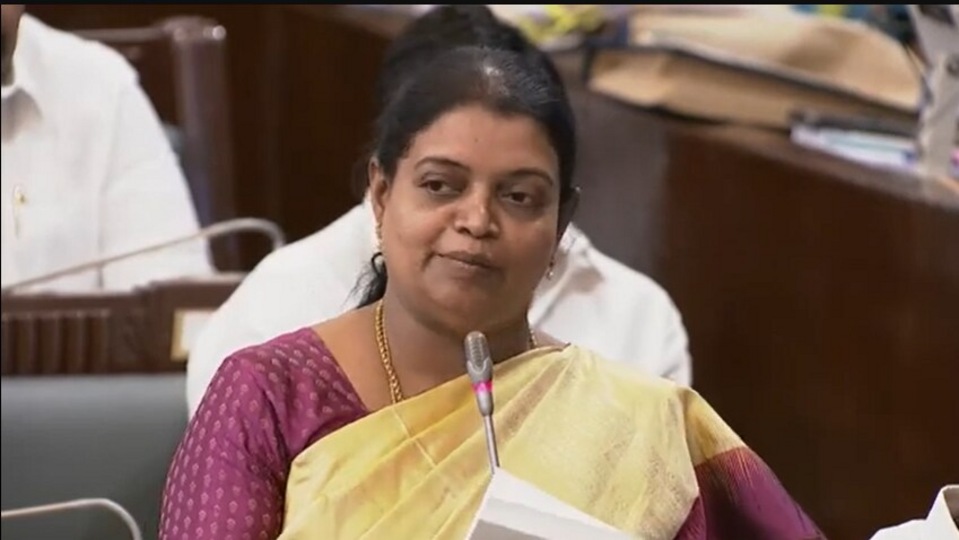 அங்கன்வாடி ஊழியர்களுக்கு ஸ்மார்ட் போன்! கீதாஜீவன் அறிவிப்பு