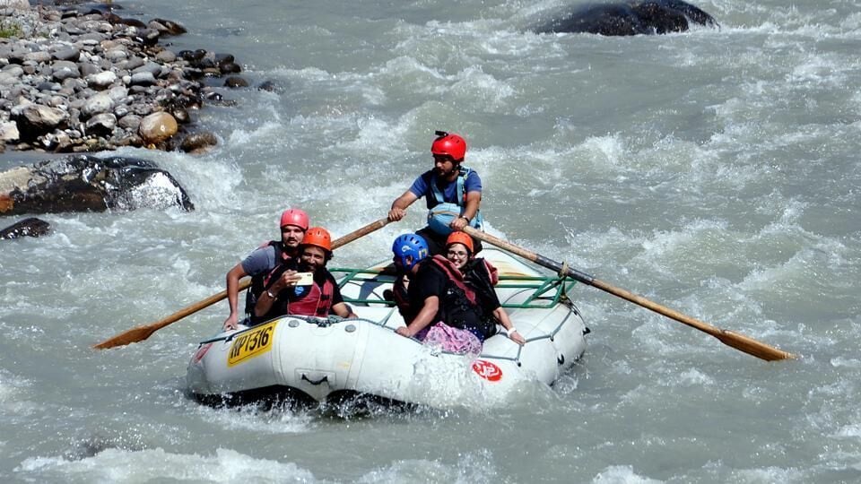 River Rafting in India:த்ரில் ப்ளஸ் சாகசம் - இந்தியாவில் மிஸ் செய்ய ...