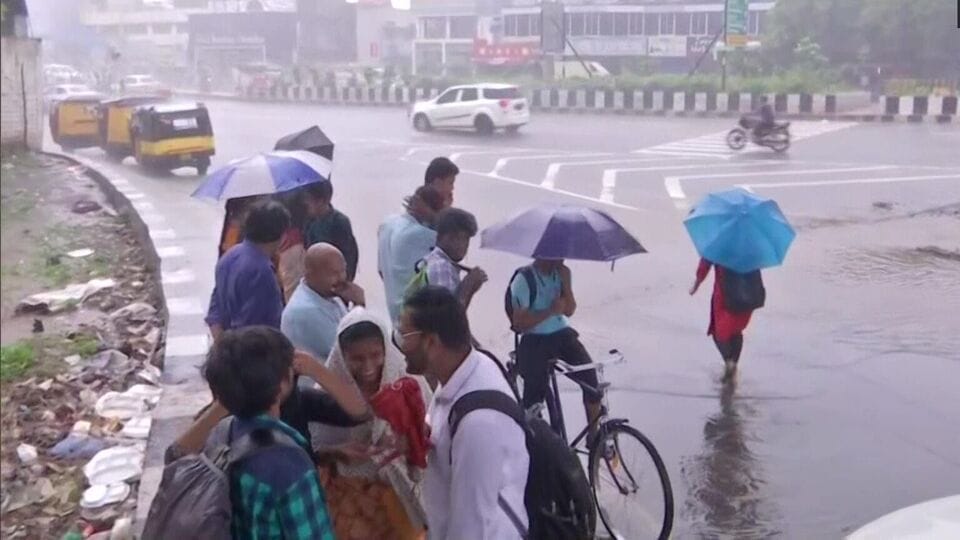 Weather Update: தமிழகத்தில் அடுத்த 4 நாட்கள் மழைக்கு வாய்ப்பு ...