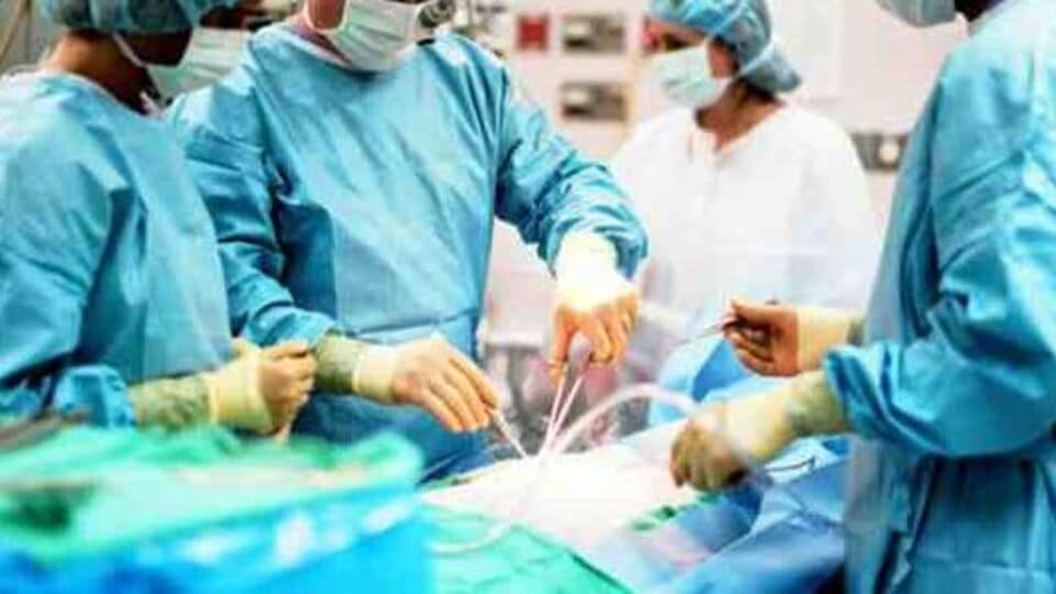 Uttar Pradesh: நாக்கில் சிகிச்சைக்காக சென்ற சிறுவன் - அந்தரங்க ...