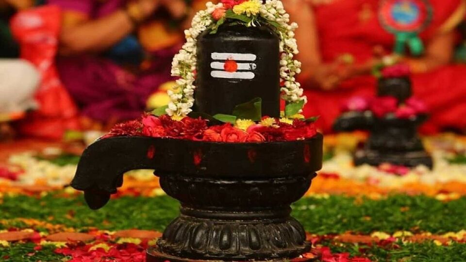 Shani Pradosh: ‘சனி பிரதோஷம் இன்று..’ 12 ராசிகள் இன்று செய்ய வேண்டிய ...