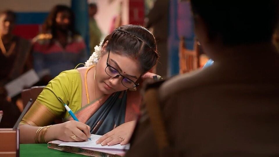 Seetha Raman: போலீஸ் பிடியில் சீதா; கொந்தளித்த துரை; கேசரி செய்ய சொன்ன மகா.. பரபரக்கும் சீதா ராமன்!