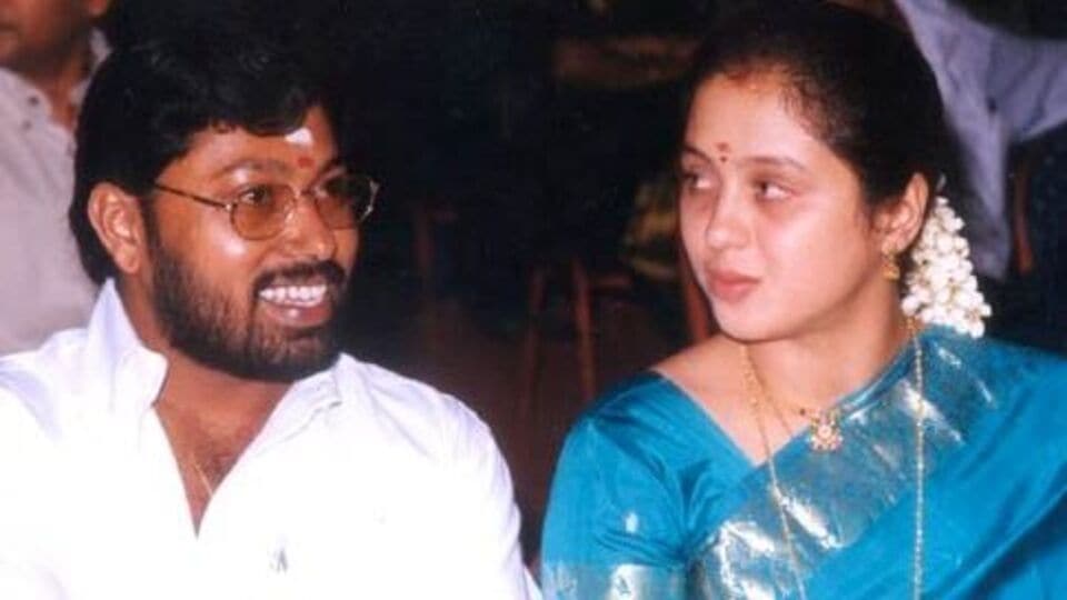 Devayani Love Story: ‘ஒரு புடவையில் சேர்ந்த காதல்.. சுவர் ஏறி இணைந்த ...