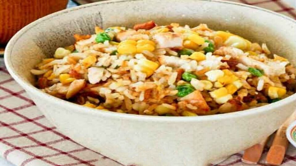 Corn Chicken Fried Rice: 10 நிமிடத்தில் ரெடியாகும் கார்ன் சிக்கன் ...