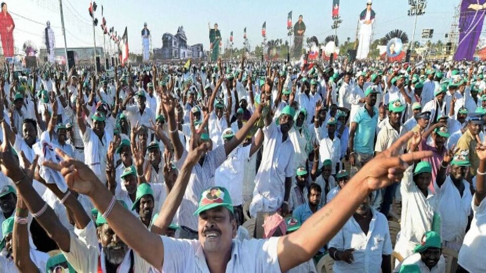 Madurai ADMK Conference: மதுரையில் அதிமுக மாநாடு; கடைசி நேரத்தில் ...