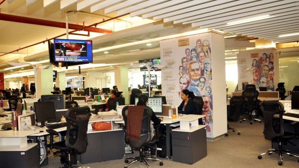 How to be at Office : காதை கொடுங்க ஒரு ரகசியம்! உங்கள் பாஸிடம் இந்த ...