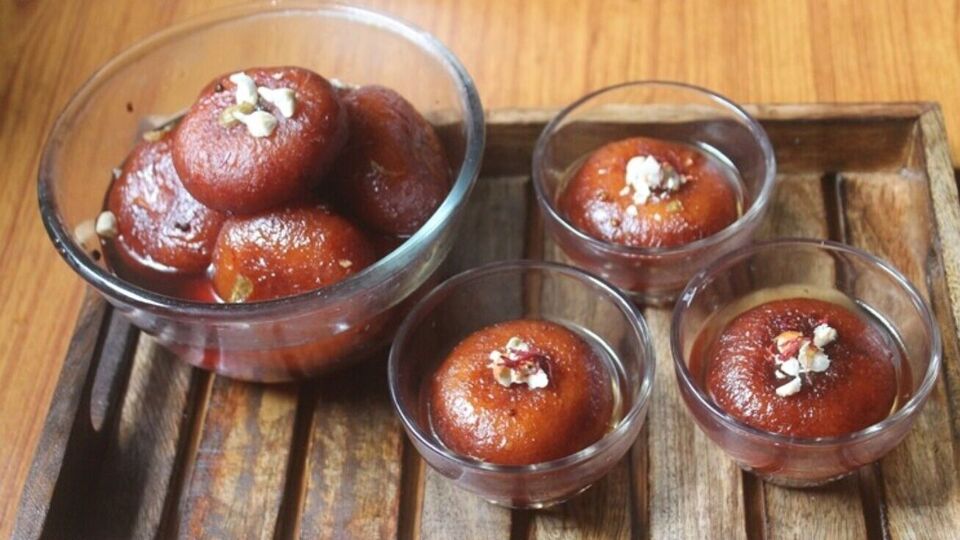 Arkot Makkan Peda : ஆற்காடு மக்கன் பேடா – வாயில் வைத்தும் கரையும் ...