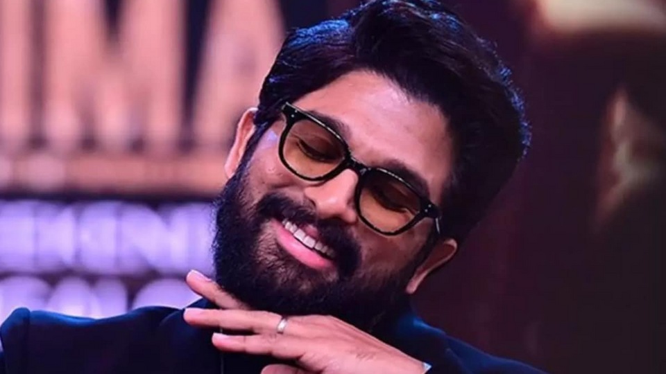 ‘புஷ்பானா ஃபயர் இல்ல.. எப்ஐஆர்..’ அல்லு அர்ஜூன் மீது போலீசில் புகார் ...