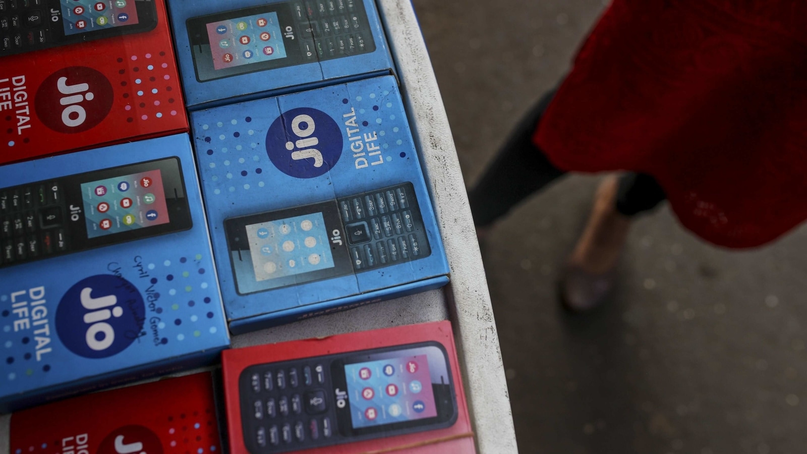 Reliance Jio-General Atlantic deal: Six things you should know (HT Tech)