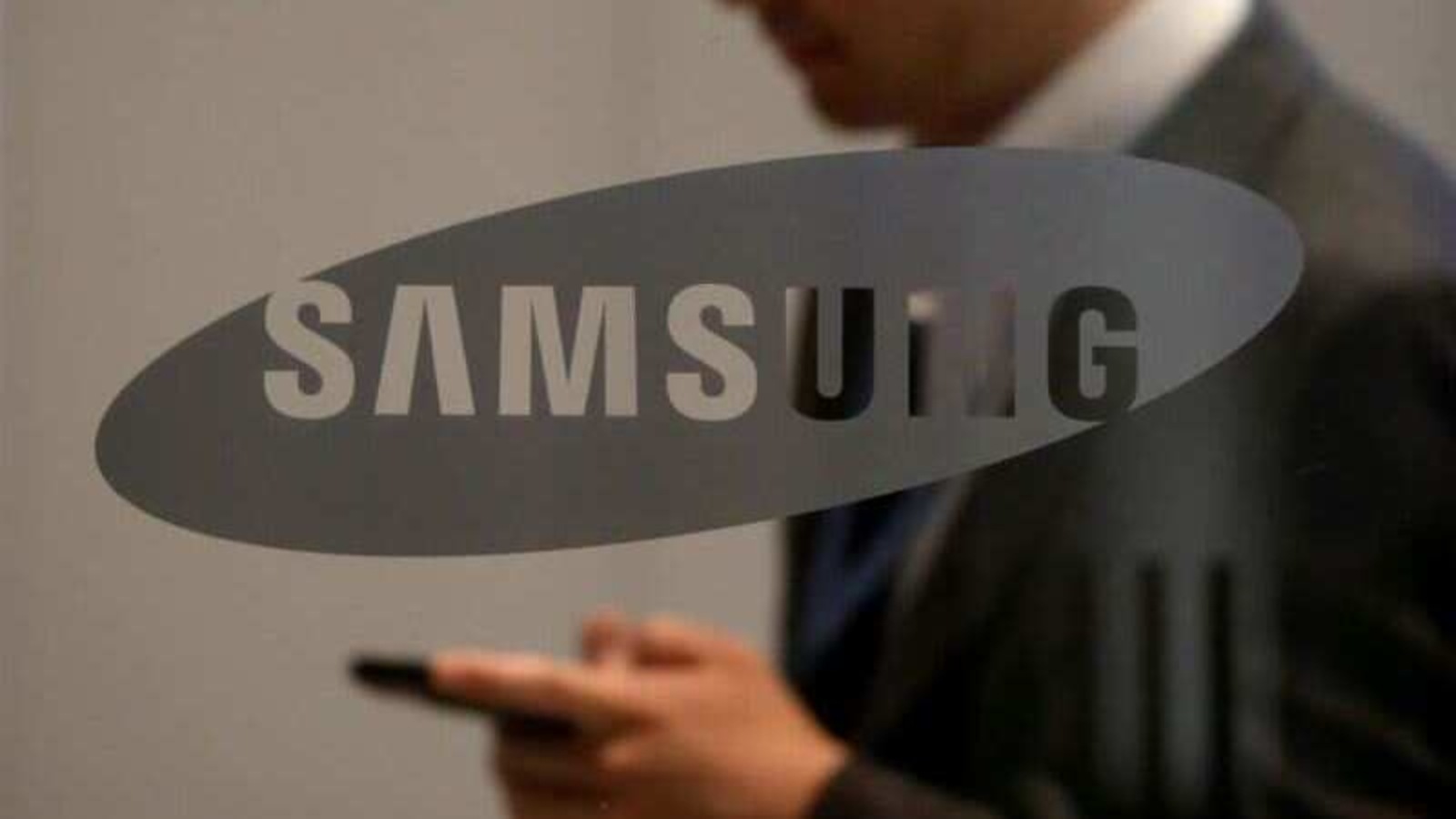 Samsung sends 300 more workers to China for chip unit expansion (HT Tech)
