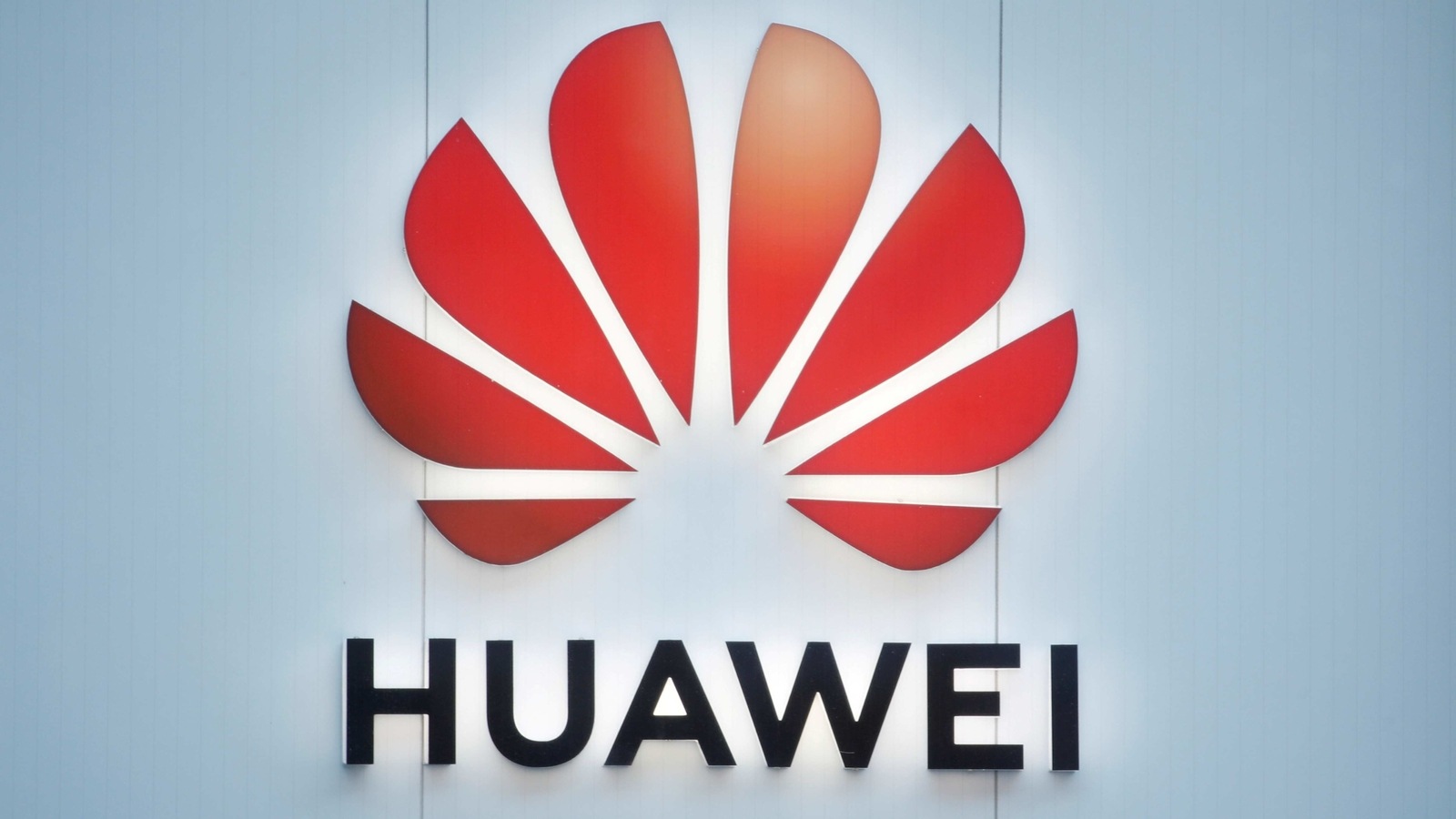 China's Huawei launches ad blitz as UK reconsiders its role | Tech News ...