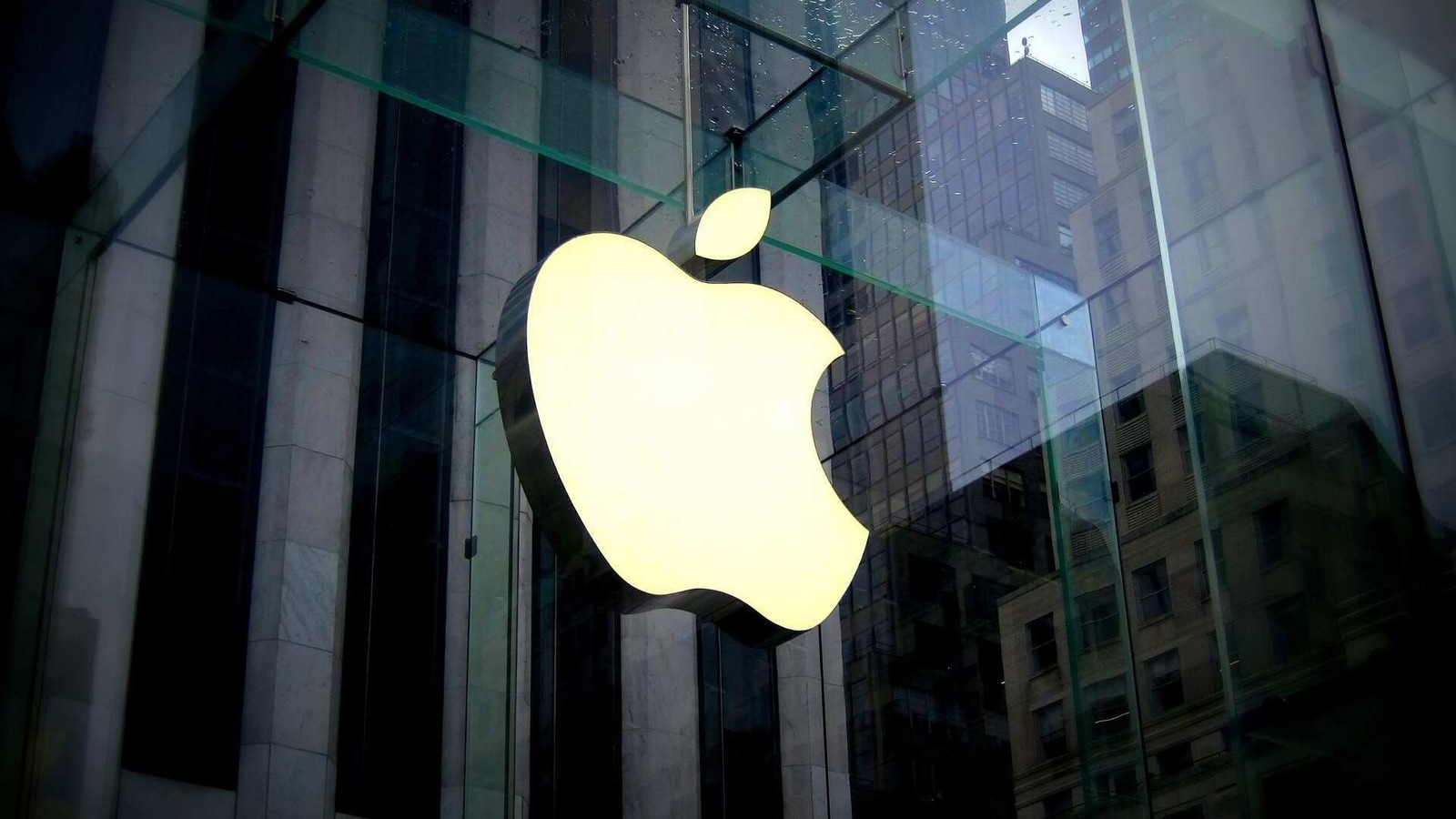 Apple removes two podcast apps from China App Store | Tech News (HT Tech)
