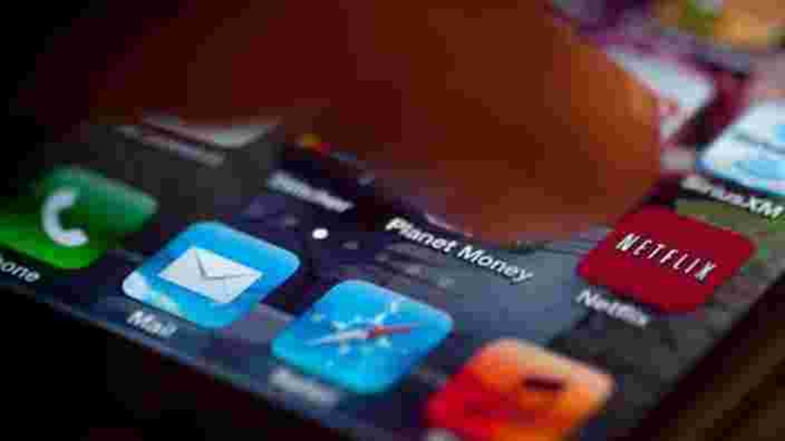 Save data on Netflix mobile app with this setting (HT Tech)