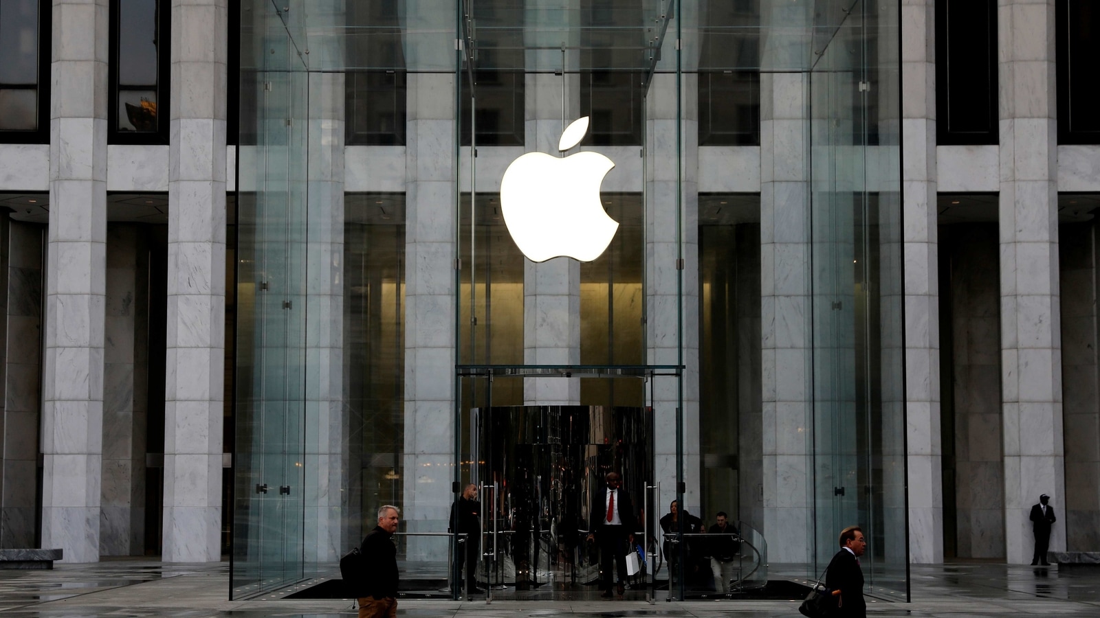 Apple's Chinese App Store removes 4,500 games in just 3 days | Tech ...