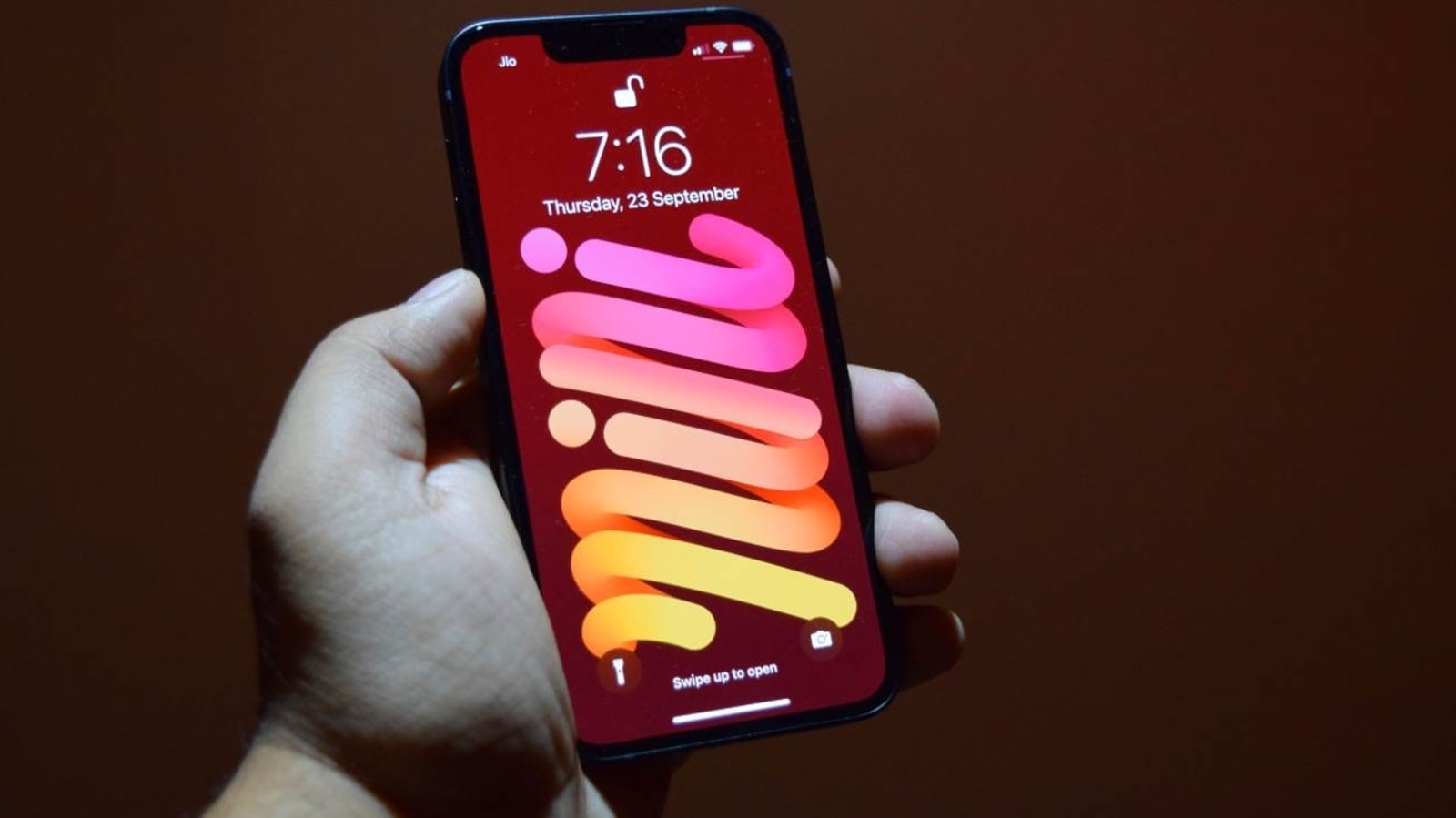 Price Drop Alert! iPhone 13 Mini price cut to Rs. 46,990 on Flipkart ...