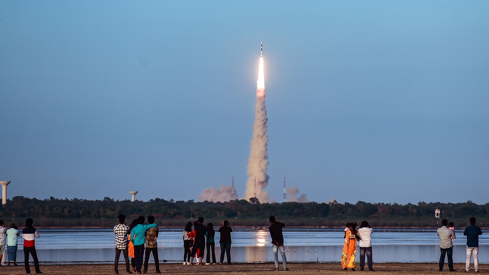 5 ISRO space missions by 2025! Know launch timelines and how much they ...